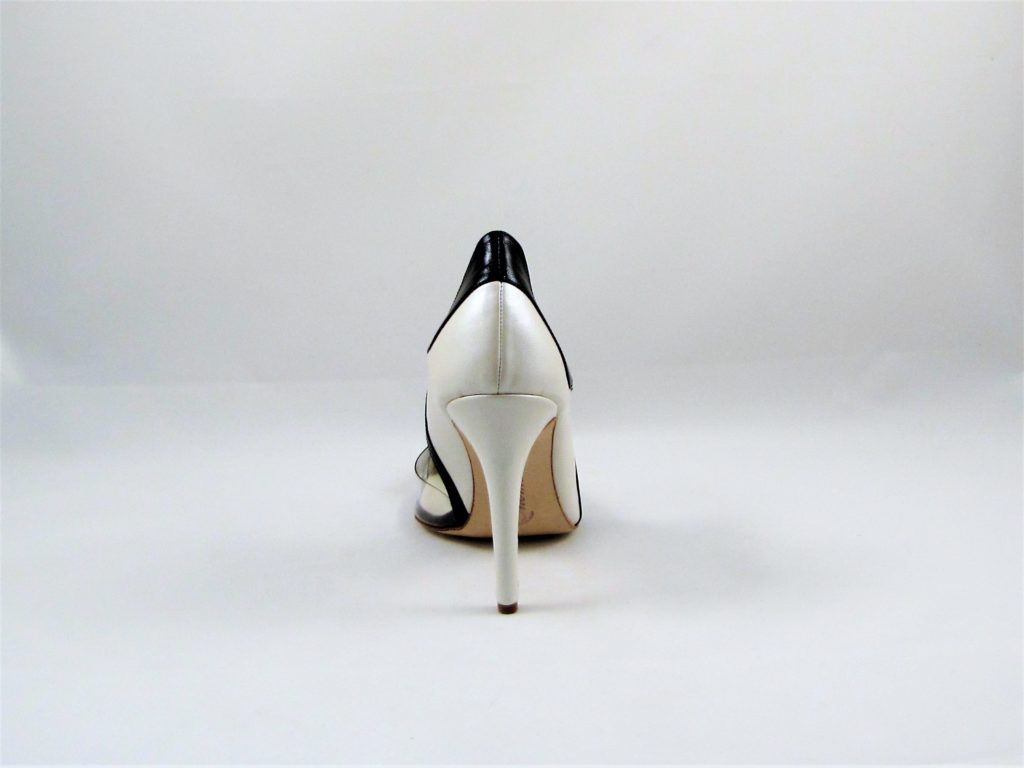 Women’s shoe : 19218 – Thomas Shoes